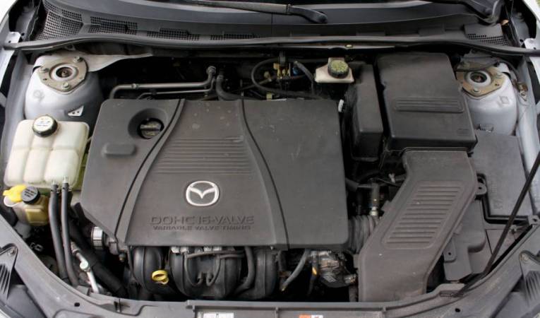 Cleaning the MAF Sensor on a Mazda3