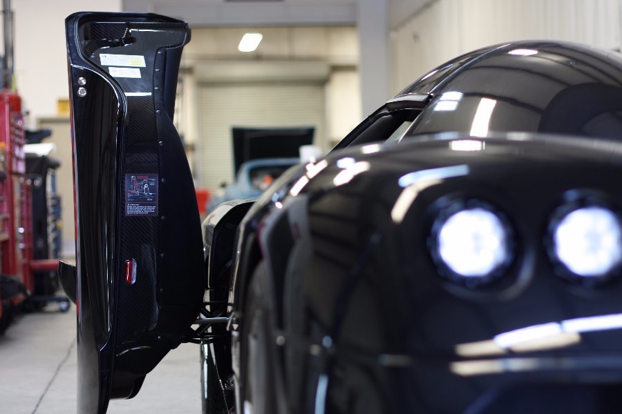 Image 6872 from Installing the Center Lock Wheels on a Koenigsegg CCX